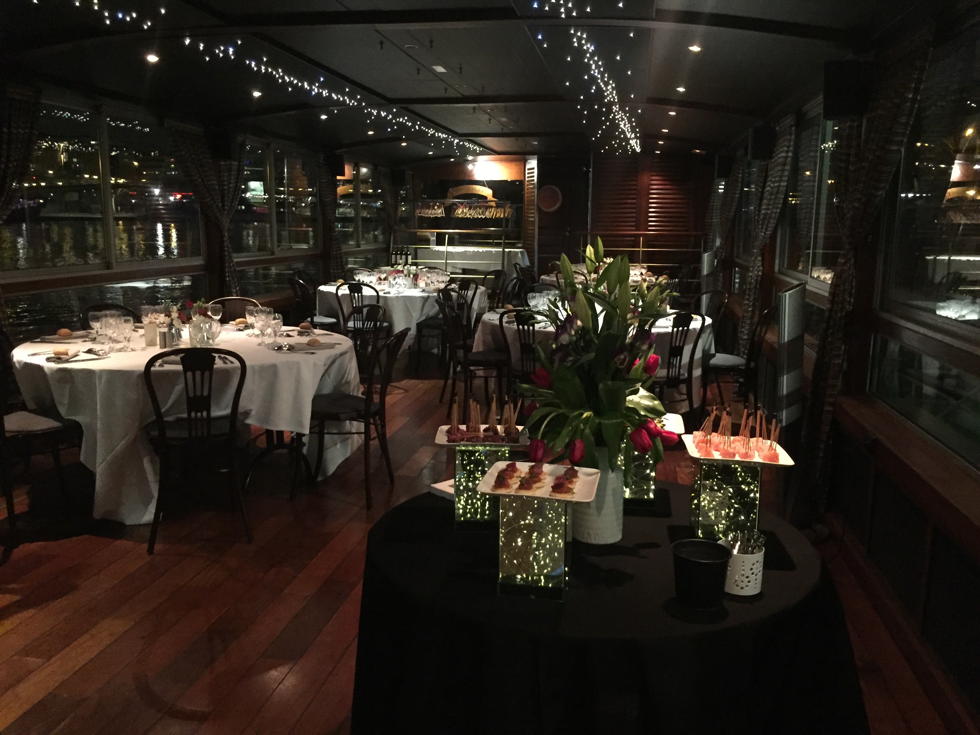 Soirée entre collaborateurs à bord du J01